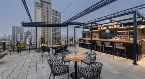Eclipse Bar