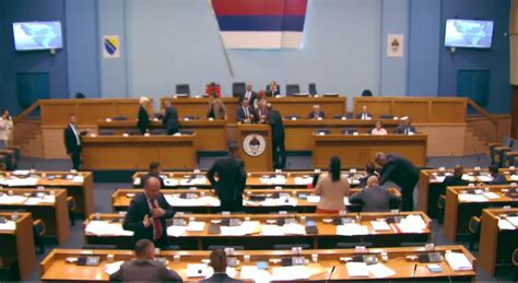 Усвојен Ребаланс буџета Српске за 2024 годину Radio Televizija Gradiška 98 8 Mhz