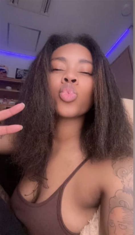 Dsl Ebony Slut