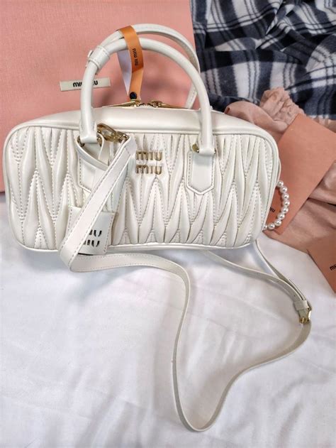 Miu Miu Arcadie Matelassé Nappa Leather Bag Milk Сумка брендовая женская Стильная люксовая