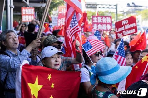 뉴욕주지사 전 참모 中 정부 요원 활동 혐의로 기소 머니s