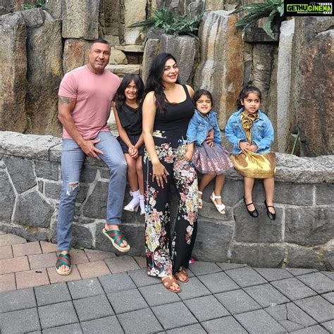 Neeru Bajwa Wiki Biography Age Gallery Spouse And More