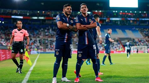 Duelo De Orgullo Cruz Azul Recibe A Chivas Por Un Un Mejor Lugar En La Tabla De Cara Al