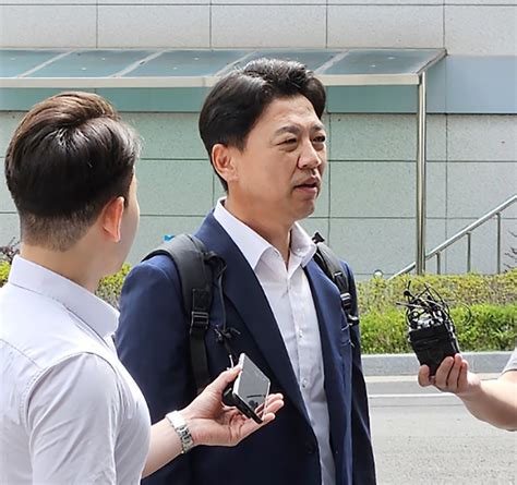 군 검찰 군사기밀 유출 부승찬 전 국방부 대변인 불구속 기소 아주경제