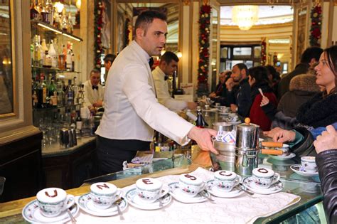 Il barista a Napoli | Gran Caffè Gambrinus