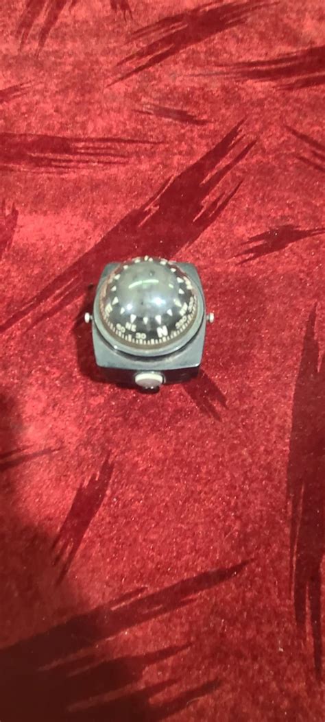 Air Guide Chicago Compass