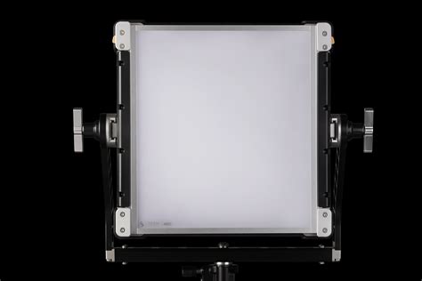 K Csv 4s Ess Front Diff Newsshooter