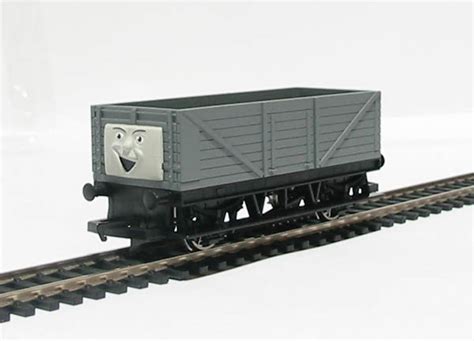 Hornby R9053 Troublesome Truck No 1 Thomas The Tank Hattons