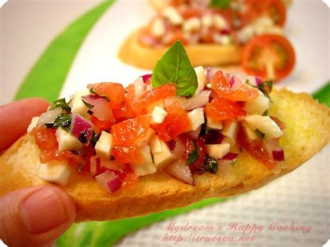 바삭하고 상큼한 토마토 브루스케타