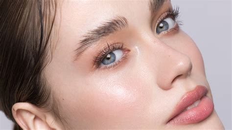 Mascara Colors That Make Grey Eyes Pop