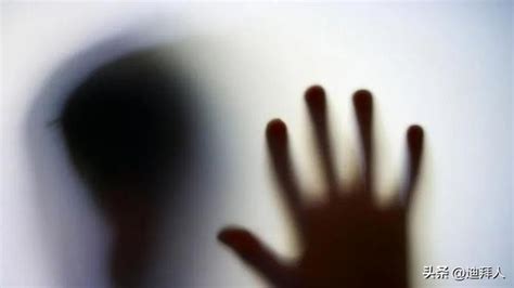 阿联酋一名男子多次强奸男孩，被判入狱20多年罚款20万