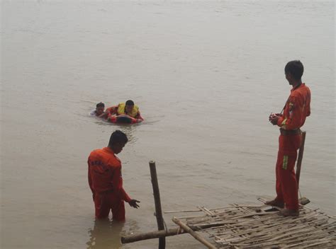 ဆိပ်ဖြူမြို့နယ်တွင် ရေပြင်ကယ်ဆယ်ရေးလုပ်ငန်းများ လေ့ကျင့်ဆောင်ရွက