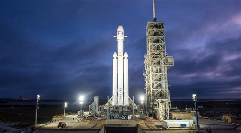 Spacex Receives Launch License For First Falcon Heavy Launch