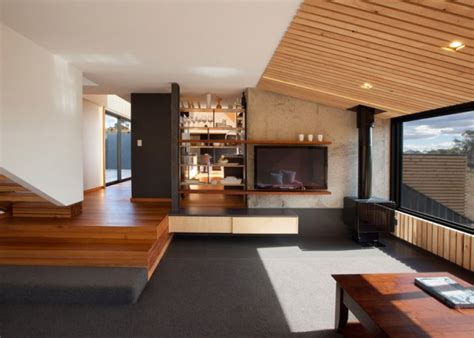 Rural Tasmanian House Has A Terrace Piercing Its Middle