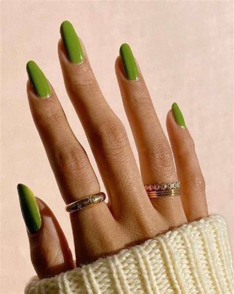 Модний літній манікюр 2023 3 Ua