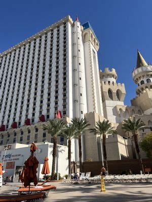 Excalibur Pool Updated June 2026 94 Photos And 100 Reviews 3850 Las