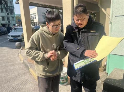 东柳中队开展油烟知识进社区宣传工作