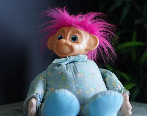 1992 Large 16 Birthday Troll Ace Novelty Vintage Plastic Face