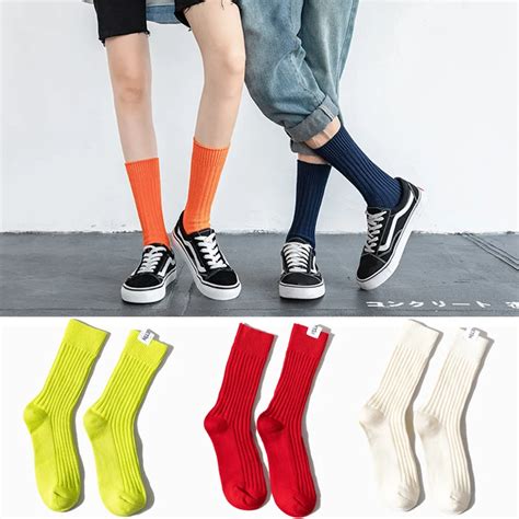 패션 레트로 루즈 남성 양말 코튼 솔리드 컬러 일본 스타일 캐주얼 스포츠 미들 삭스 남성 아늑한 통기성 스트리트 해피 메이즈