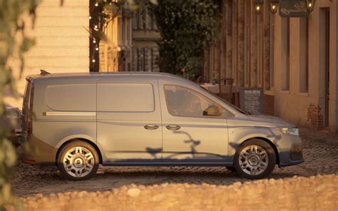 Ford Transit Connect Small Van 250 L2 15 Ecoboost Phev 150 Trend Van