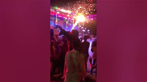 කූඹියෝ Unlimited මෙයාට ආස කට්ටිය කෝ Like කරන් Subscribe කරලා සෙට් වෙන්න Srilanka Trending Bus