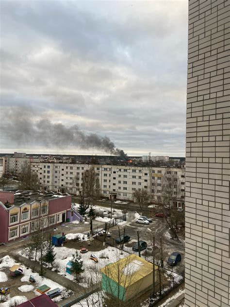 В Фокинском районе Брянска горит жилой дом