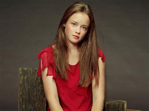 Alexis Bledel Sexy Wallpaper Images