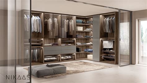 صفر تا 100 کلوزت روم؛ ایده‌های جذاب برای ساخت کلوزت روم فروشگاه نیکاس