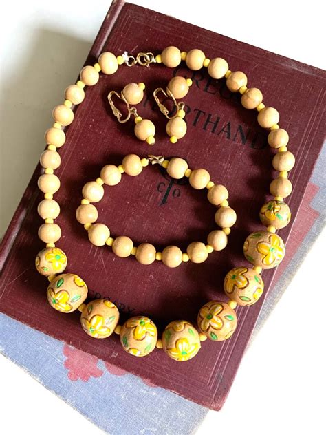 1950s Wooden Jewelry Set Hand Painted Floral Necklace Bracelet