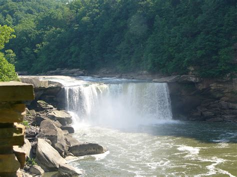 Kentucky Cumberland Falls State Park This Incredible Kentucky