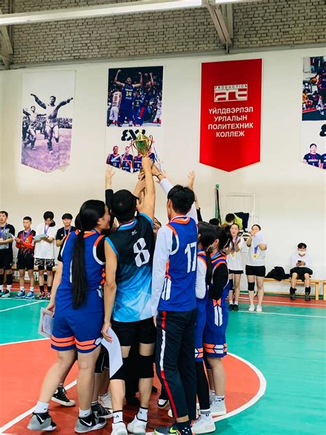 Ражив Гандийн нэрэмжит Үйлдвэрлэл Урлалын Политехник Коллеж