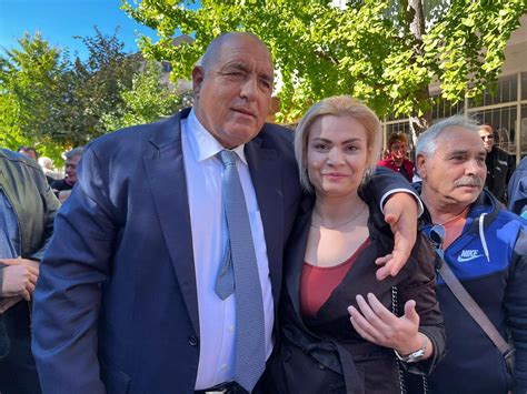 Бойко Борисов посети Вълчи дол в навечерието на изборите Dnes Dir Bg