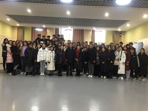 与专家面对面国家一级演员刘淑英教授专题讲座 音乐学院公共艺术教学部