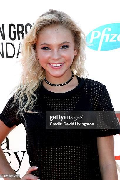 Griffith Jones Actor Photos And Premium High Res Pictures Getty Images