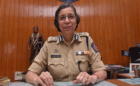 Ips रश्मि शुक्ला बनीं महाराष्ट्र की नई Dgp फोन टैपिंग के आरोपों के बाद