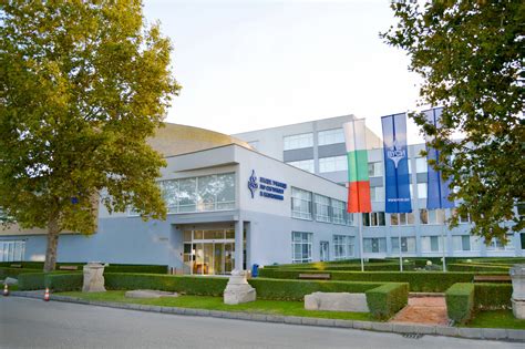 Висше училище по сигурност и икономика ВУСИ 🧑‍🎓👉 ВУСИ СЪБИРА РОДНИ И ЧУЖДЕСТРАННИ УЧЕНИ И