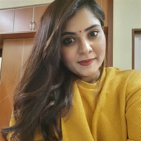 Varshni Sivarajan Varshni Sivarajan On Threads