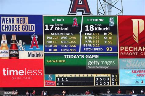 Mlb Scoreboard Photos And Premium High Res Pictures Getty Images