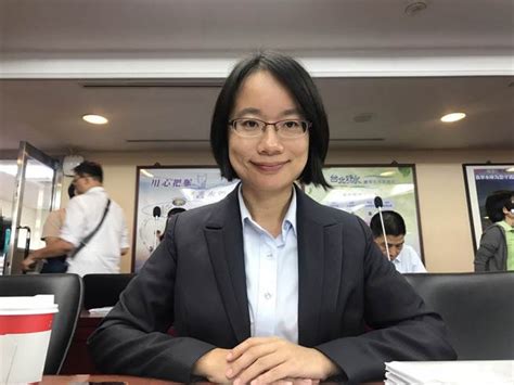 吳音寧命格夠硬 網笑： 幹掉董事長 選總統指日可待了 時事 中時新聞網