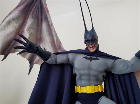 Batman Crimson Mist