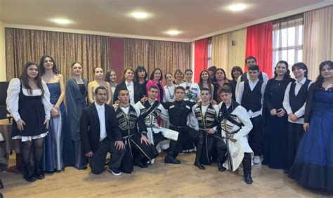 რუსთავის დიმიტრი უზნაძის სახელობის მე 9 საჯარო სკოლაში “ალექსანდრე ჭავჭავაძის სალონური