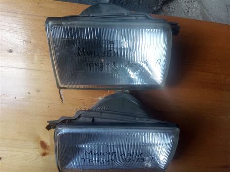 Фарове за Мицубиши Тредия от 1982 до 1989 Фарове Стопове Мигачи Резервни части консум