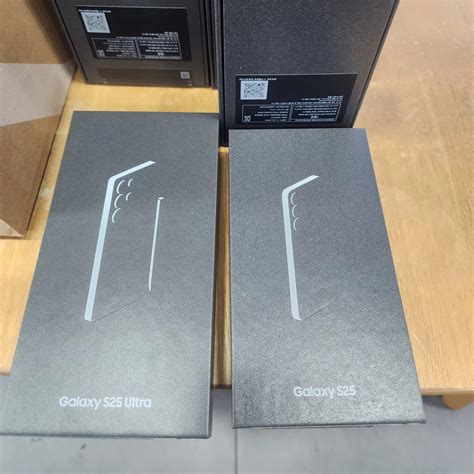 힘찬밧데리 힘찬밧데리 Added A New Photo