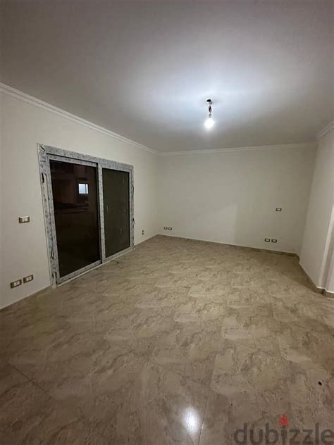 شقة تشطيب كامل في شيراتون هليوبليس كمبوند الماظة افينيو بجوار سيتي سنتر