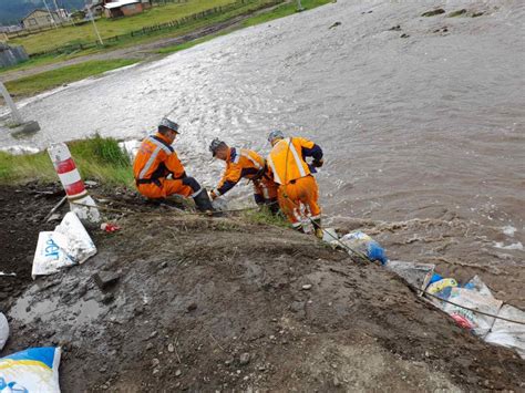 Ажлын хэсгүүд тухайн нөхцөл байдалд дүн шинжилгээ хийж газар дээр нь ажиллаж байна