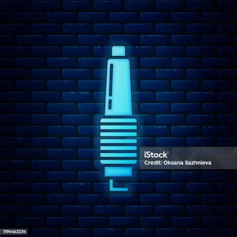 빛나는 네온 자동차 스파크 플러그 아이콘 벽돌 벽 배경에 격리 자동차 전기 촛불입니다 벡터 일러스트레이션 강철에 대한 스톡 벡터