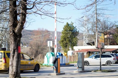 Паркирането в центъра на Мездра пак ще е безплатно по празниците