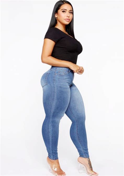 Curvy Wide Hip Women On Pinterest Photos And Images Artofit