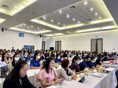 สโมสรโรตารีร้อยเอ็ดจัดอบรมโครงการคณิตคิดเร็วด้วยเวทคณิตแก่คุณครู ร้อยเอ็ด