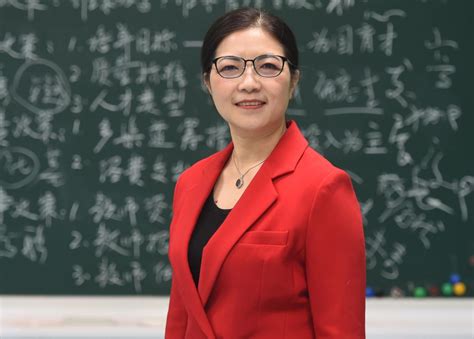浙外2位教师荣获“浙江省巾帼建功标兵”荣誉称号 浙江外国语学院